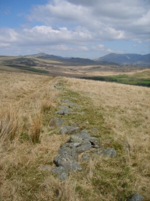 Photo 6x4 Enclosure on The Pike Ulpha/SD1993 Ancient enclosure wall on ...