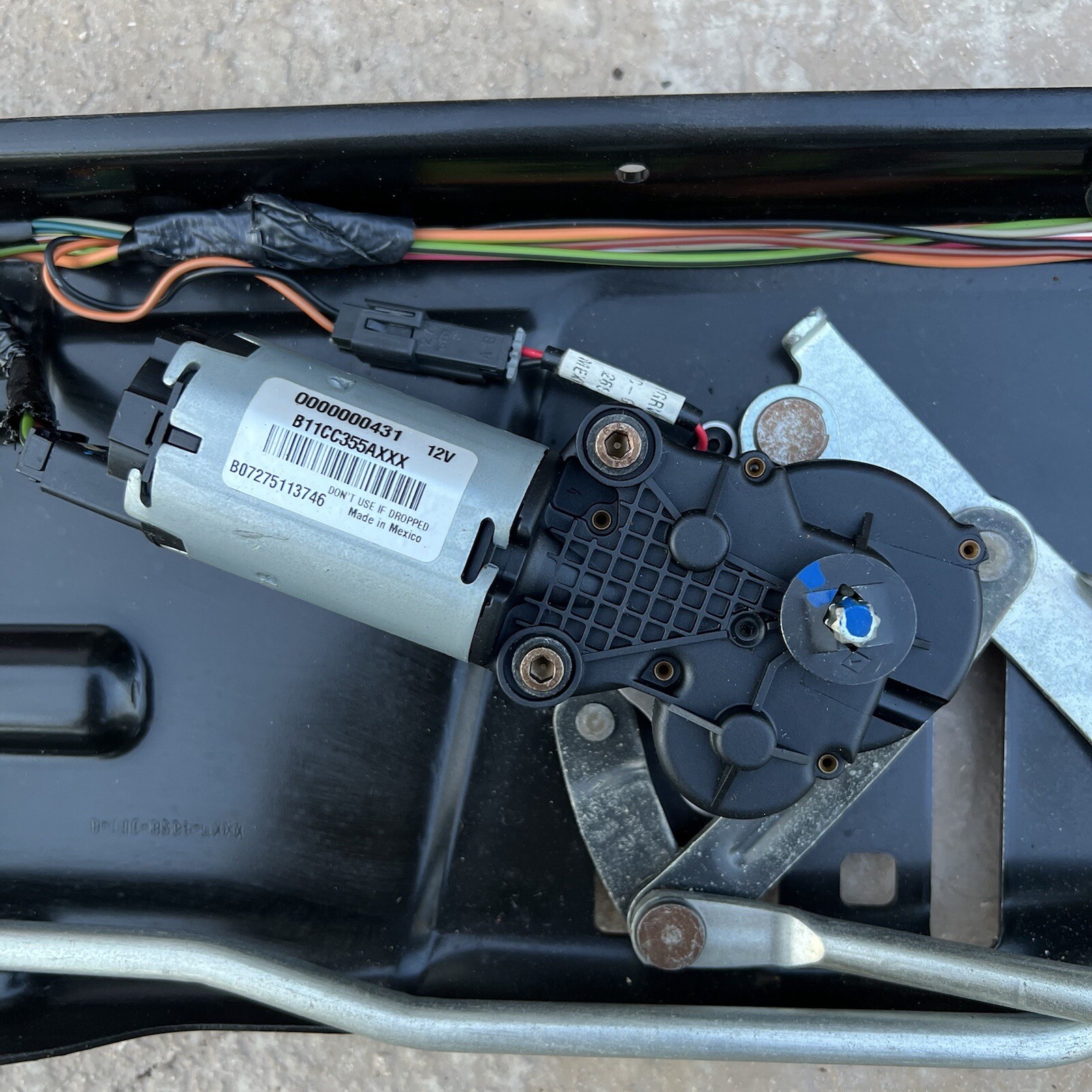 08-14 Chrysler 200 Sebring Convertible Top Header Latch Motor ...