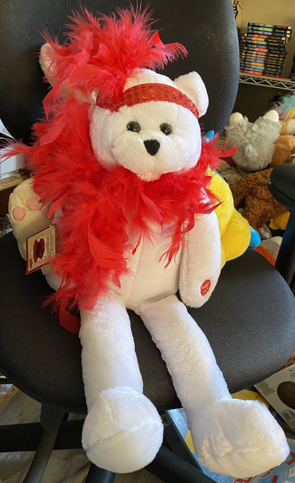 Chantilly Lane Musical Plush 22" Roxie Bear - Sings "I Wanna Be Loved ...