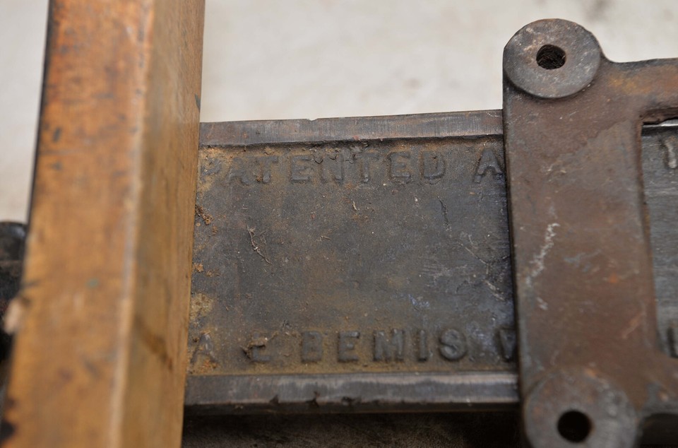 Vintage A L Bemis under bench screw vise patent 1912 collectible ...