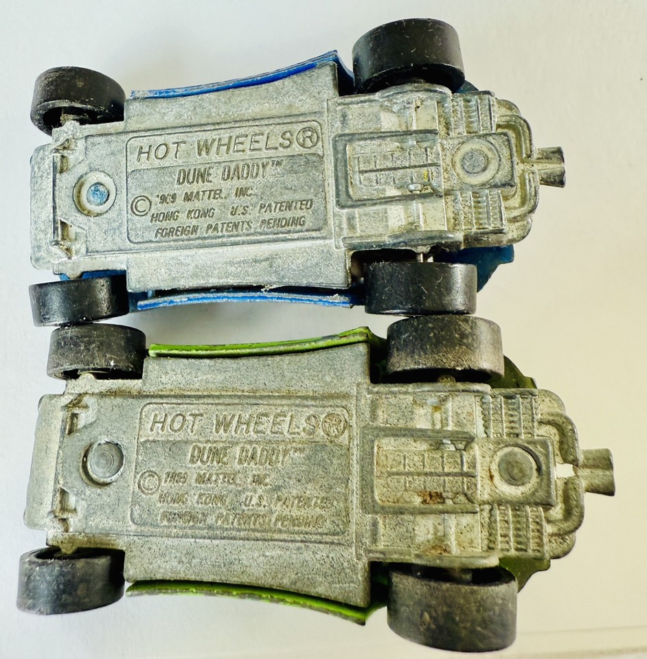 Hot Wheels Redline 1973 Dune Daddy Enamel Dark Blue and 1975 Alt Green ...