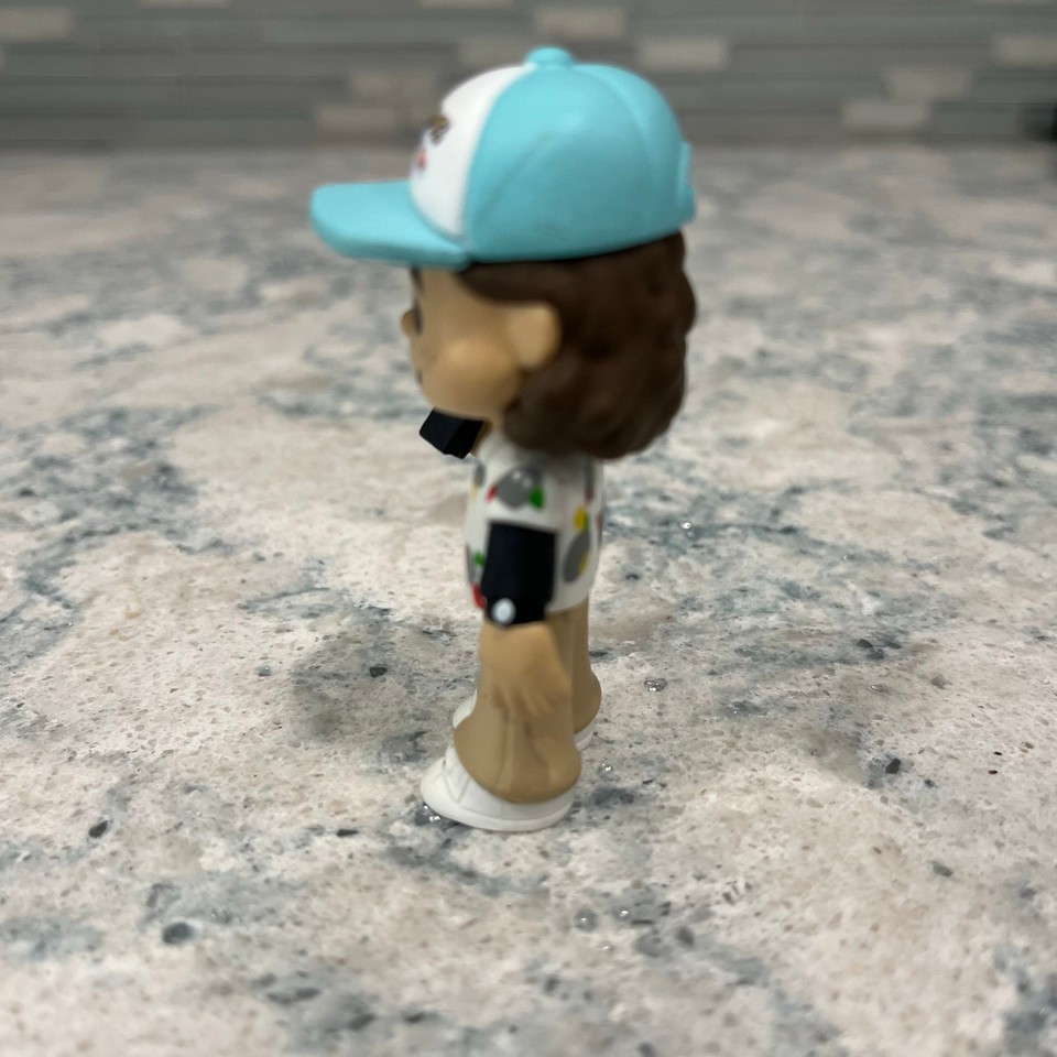 Funko Mystery Mini Stranger Things Dustin Season 4 Blind Box Action ...