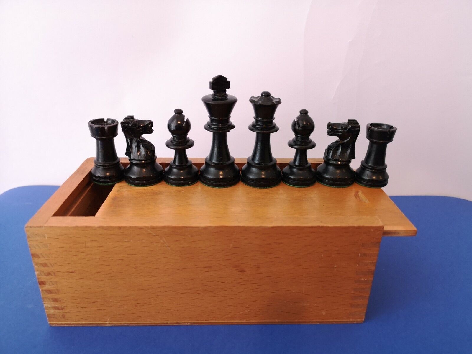 Alt Staunton Design Chess Set Wooden Box Vintage Design Wood Chess Set ...