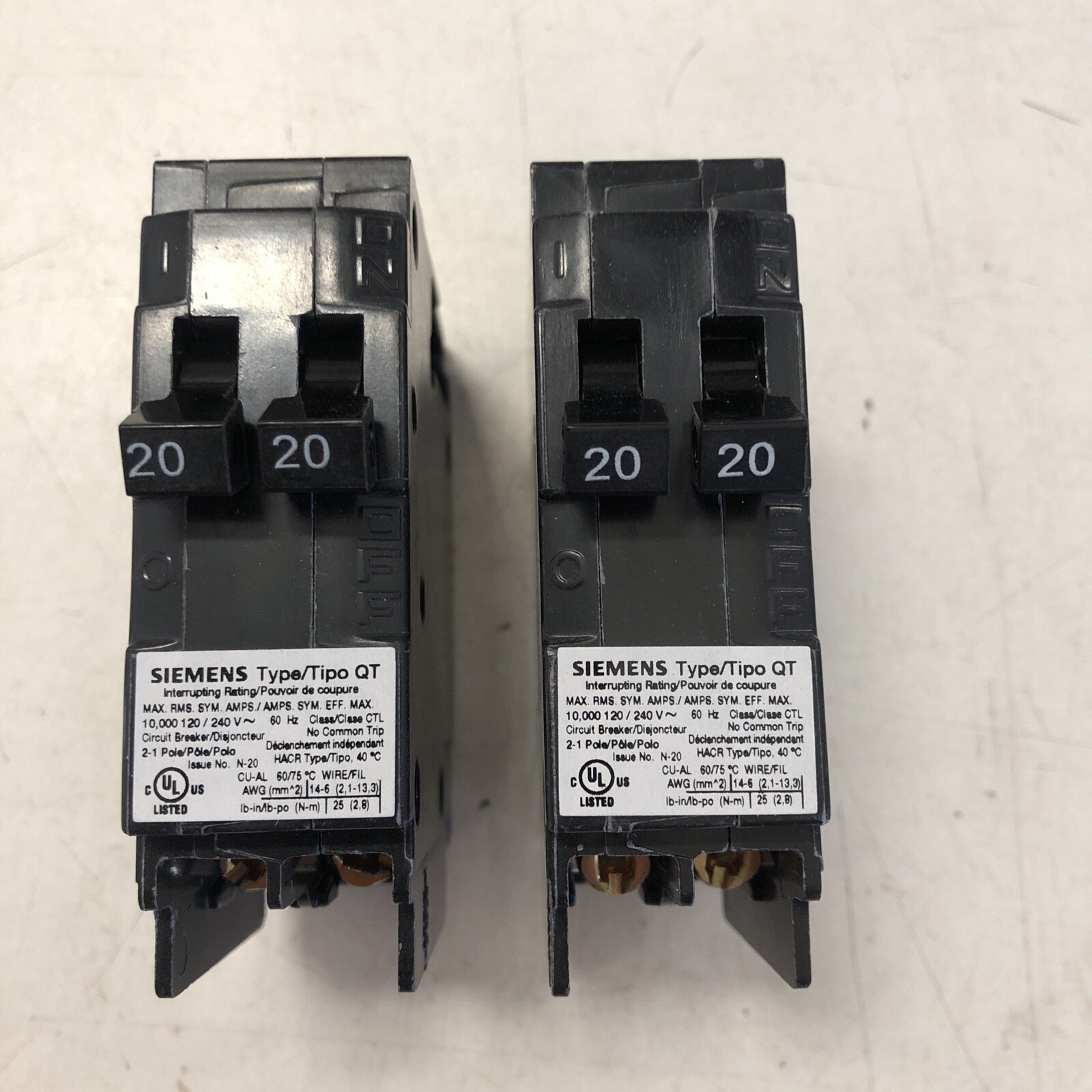 2- Siemens Q2020 20A 1 Pole 120V Tandem Split Circuit Breakers ...