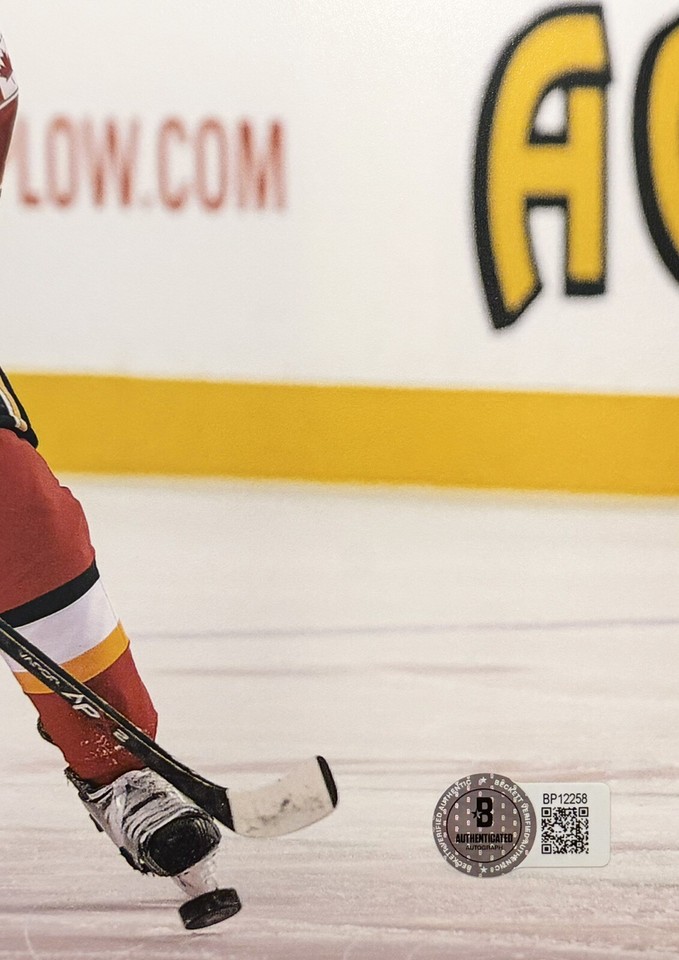 Johnny Gaudreau Signed Autographed Calgary Flames 8x10 Photo Beckett ...