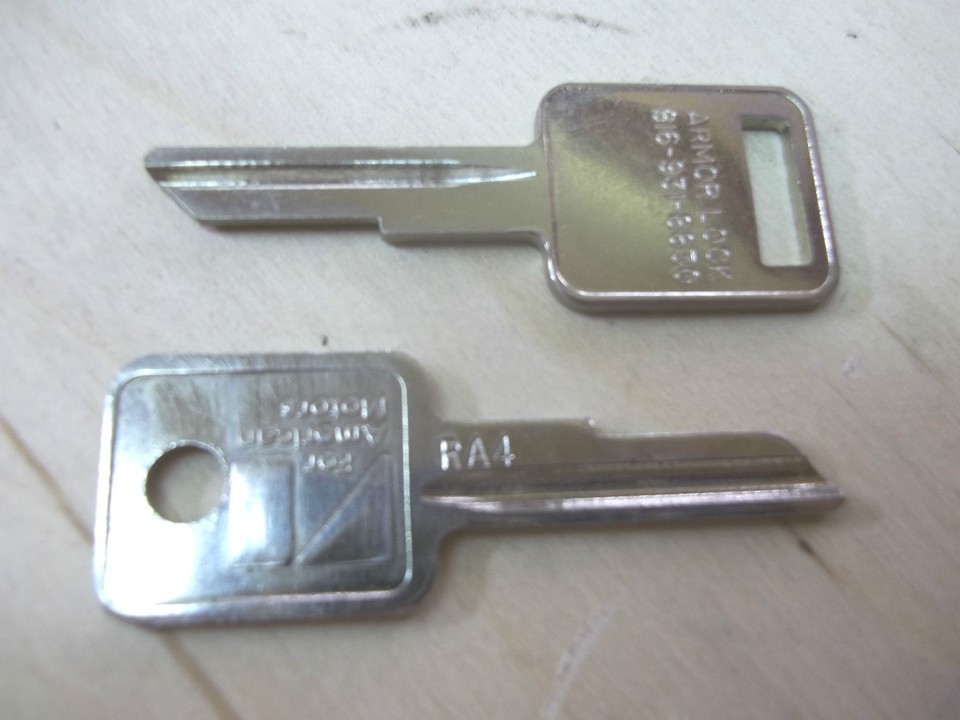 Peterbilt-Keys-Lost keys Replaced-Extra keys-Locksmith-USA-keys by code ...