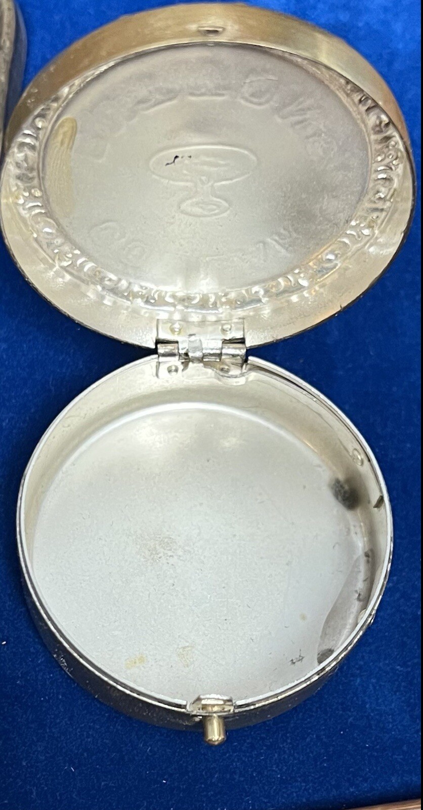 1900’s-1930’s Collar Buttons Box 2” D Metal - Gem