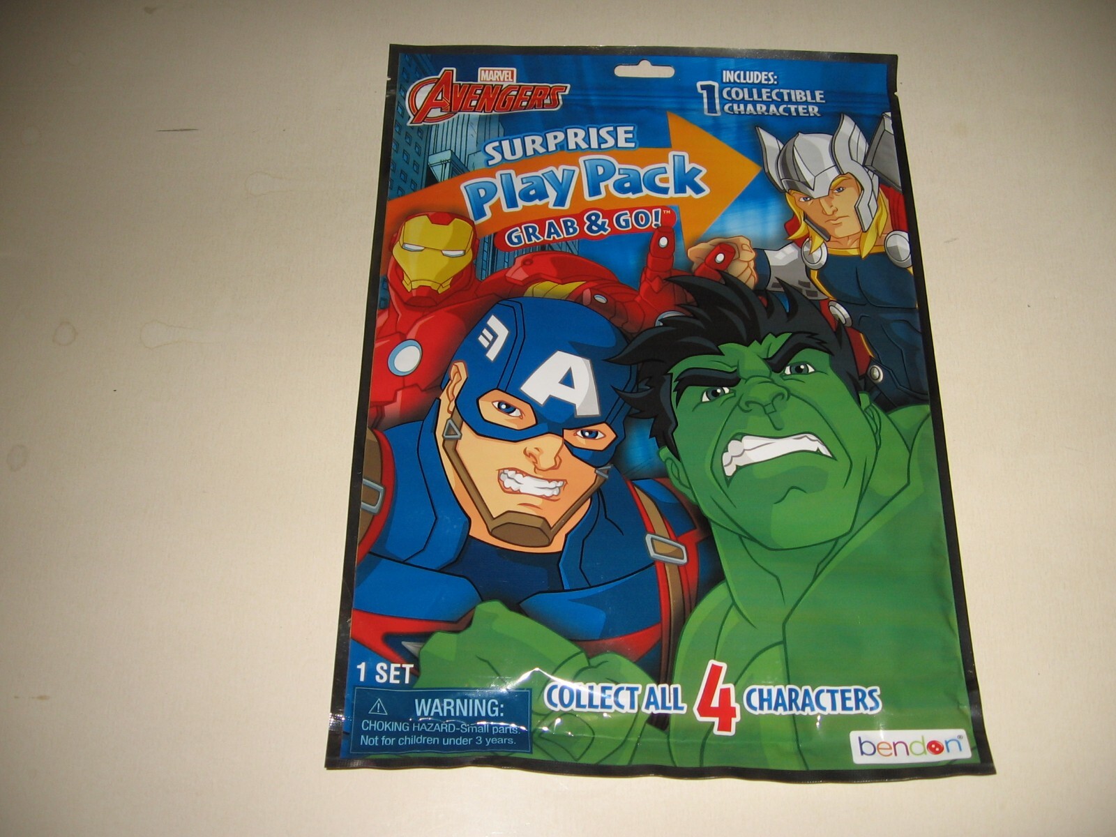 Marvel Avengers Surprise Play Pack Grab & Go 1 Character Set 14 pcs ...