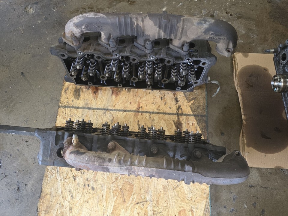 2003 2004 FORD 6.0L POWERSTROKE Short BLOCK CORE + Cylinder Heads F250 ...