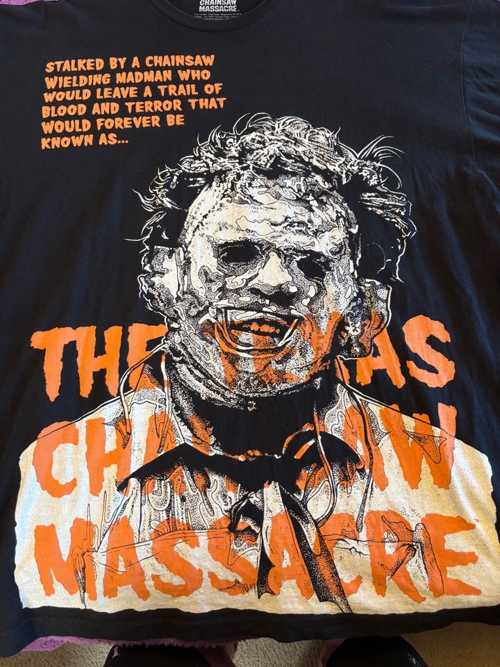 Texas Chainsaw Massacre Vintage Hot Topic Horror Graphic Tee Shirt 2XL ...