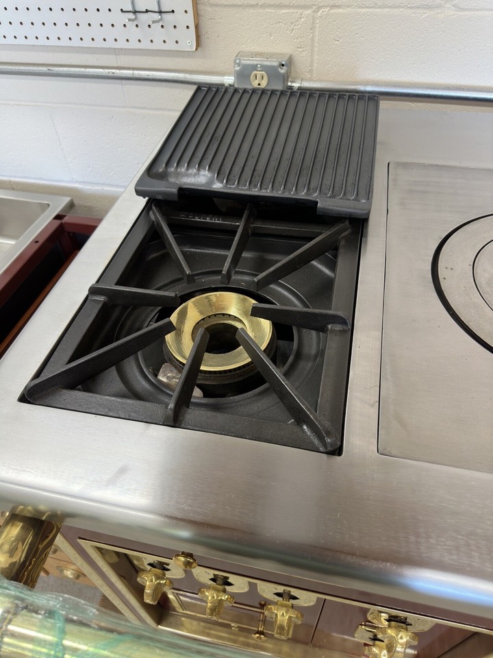Molteni Luxury Range Island Brass Red Bespoke Italian La Cornue ...