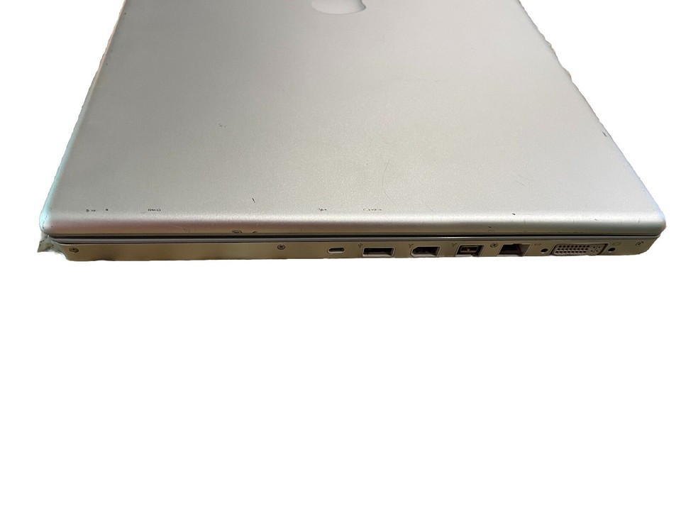 Apple MacBook Pro 17" Intel Core 2 Duo 2.4GHz 4GB RAM Matte A1229 Late ...