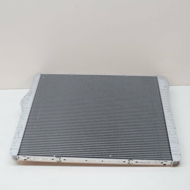 BMW M4 F82 Engine Cooling Radiator 17112284607 2284607 for sale online ...