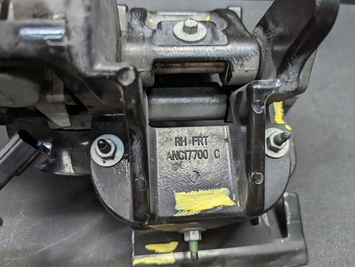 Right Running Board Bracket w/ Motor 2019 GMC YUKON XL 84452643 2015 ...