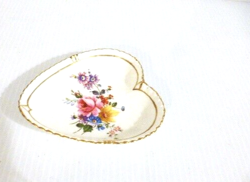 4.25" Heart Royal Crown Derby TRINKET DISH Bon Bon Jewelry PIN PLATE ...