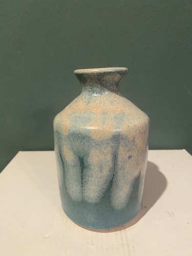 Vintage Signed Ruth Gettys Calhoun Art Pottery Vase | eBay