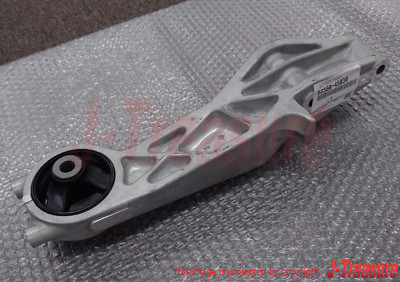 TOYOTA SIENNA GSL25 04-10 Genuine Rear Differential Support 52380-45030 ...