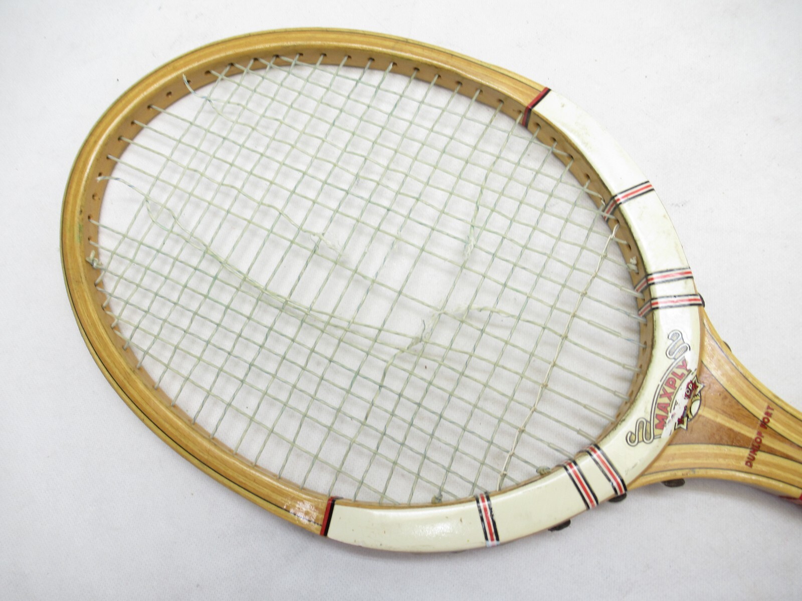 VINTAGE DUNLOP "MAXPLY FORT" WOODEN TENNIS RACQUET. ANTIQUE / DISPLAY ...