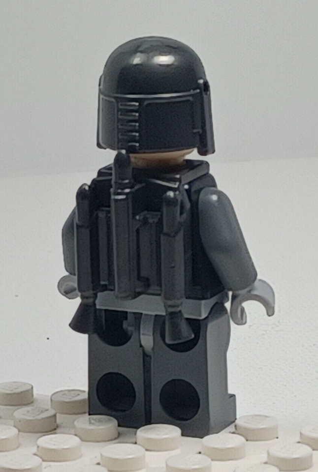 LEGO Star Wars (75022) Mandalorian Super Commando Minifigure Jetpack ...
