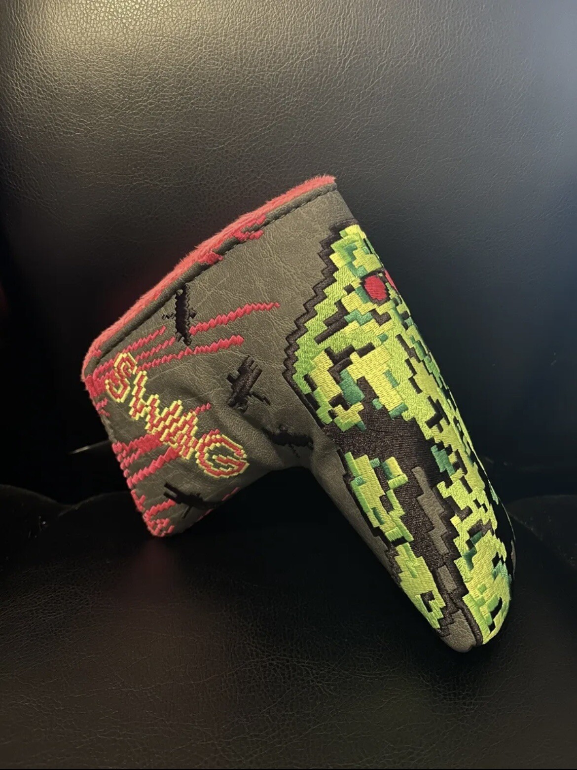 SWAG GOLF 8-Bit SWAG THING MAY Cover of the Month COTM SEALED Blade ...