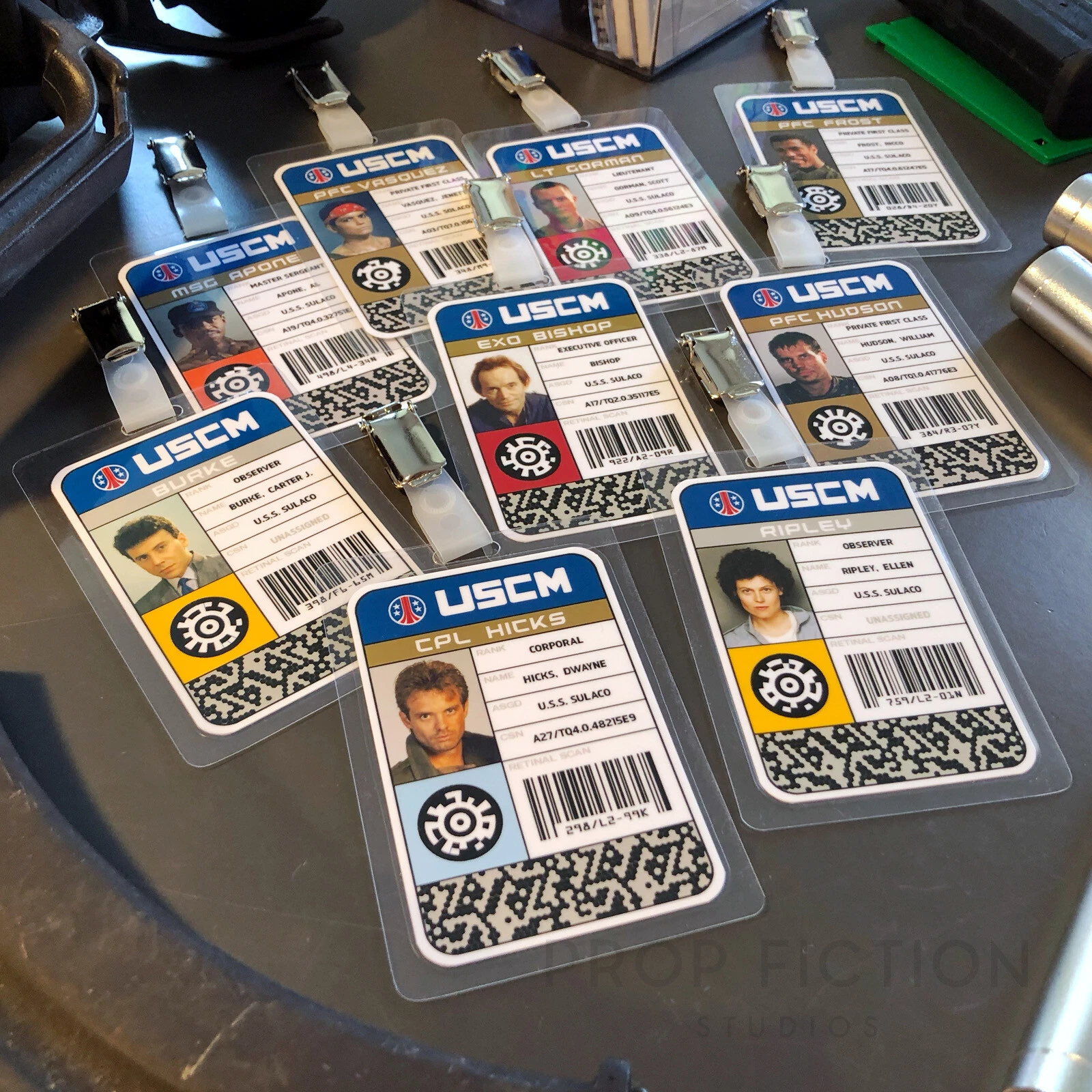 Купить Ибей | Aliens - Prop USS Sulaco Ship Crew Access IDs / Clip-on ...