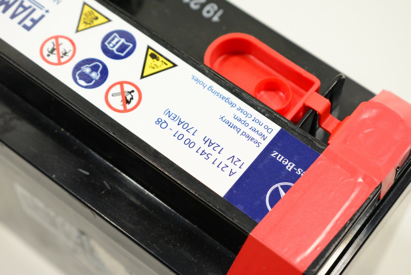 NEW Mercedes Benz Auxiliary Reserve Backup Battery W211 W212 W231 ...