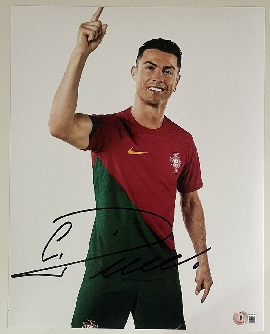 Cristiano Ronaldo Autographed Memorabilia | Signed Photo, Jersey ...