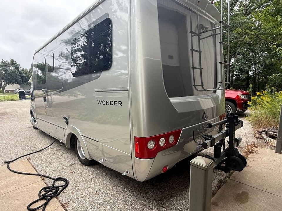 2020 Leisure Travel Van Wonder W24RTB 24' Class C Motorhome C15178162 ...
