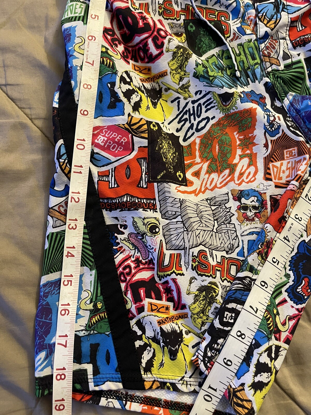 Dc Mens Animated Shorts Comics Skater Beach Size 30 D… - Gem