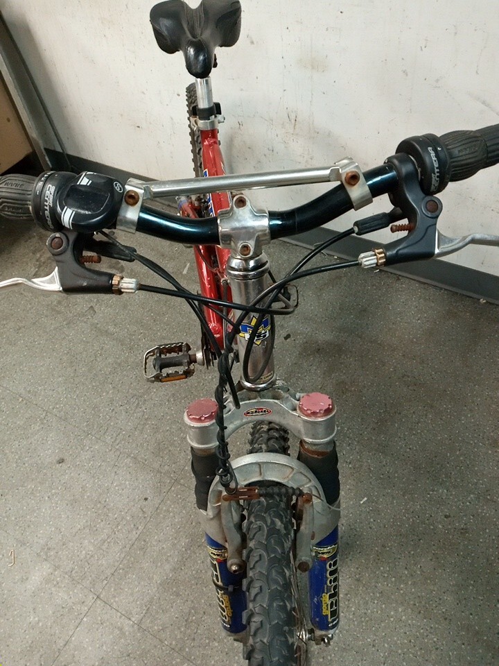 Motiv Rockpoint adult MTB, 26" wheels, 24 gears. | eBay