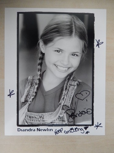 Diandra Newlin Autographed 8" X 10" Photograph (2) | eBay