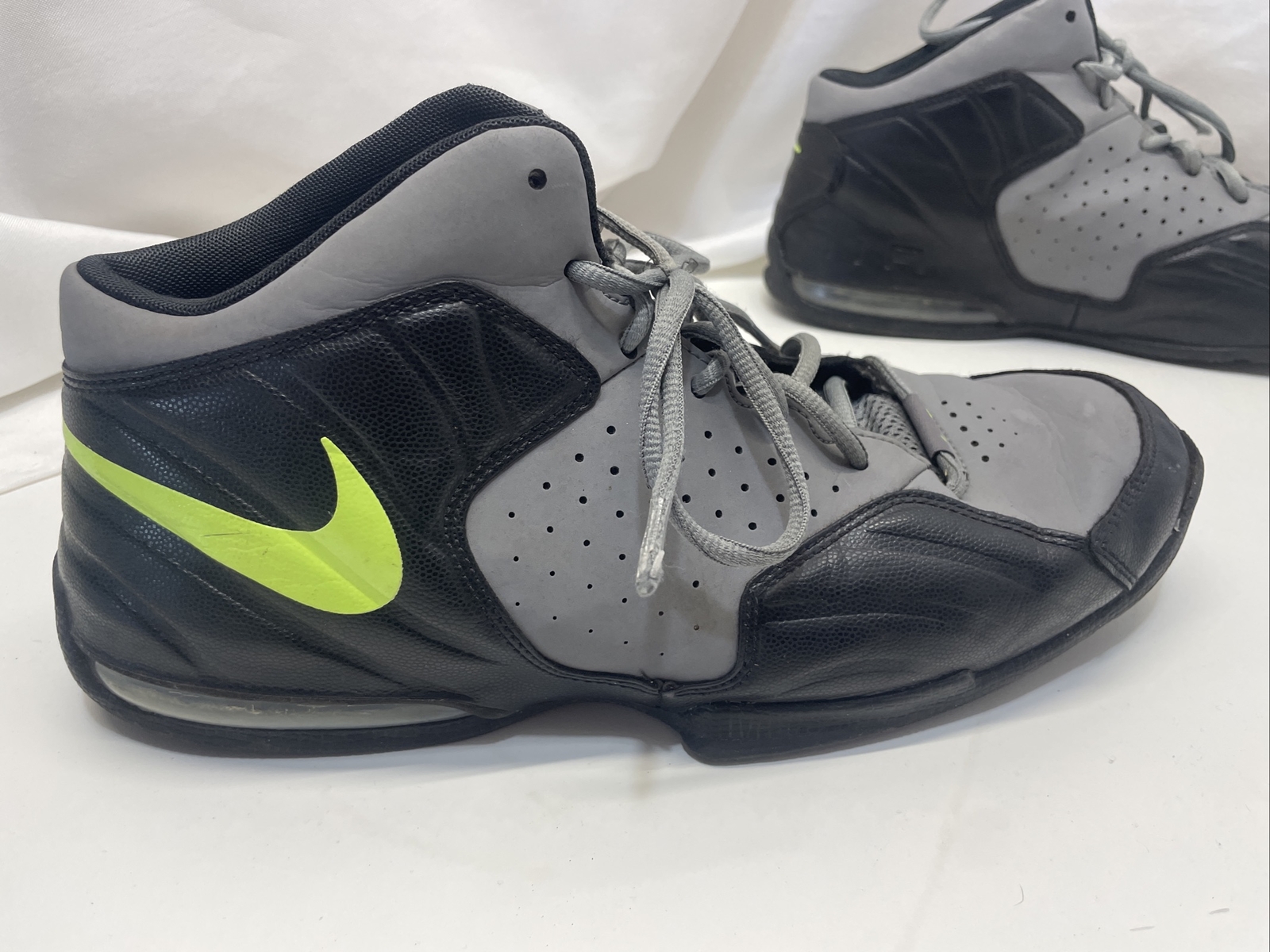Nike 525744-300 Air Max Posterize Mens Basketball Shoes Green grey black Sz 10 | eBay
