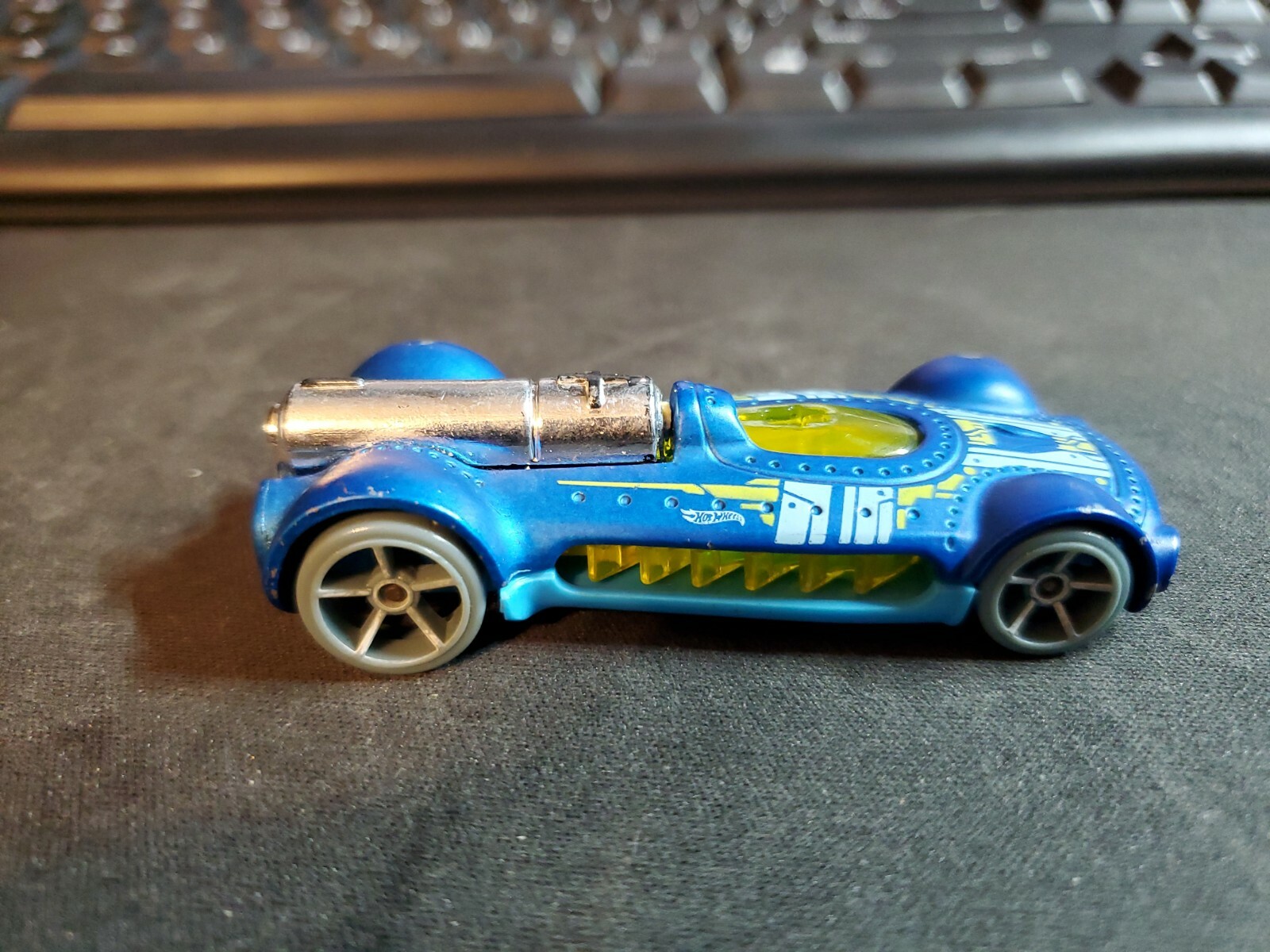 2010 HOT WHEELS RETRO ACTIVE 3" 1:64 DIECAST CAR - NICE | eBay