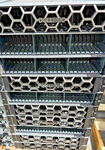 Dell PowerEdge R740xd Server Dual XEON Gold 6240 2.60Ghz 18-Core H750 ...