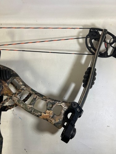 Hoyt Turbo Hawk Right-Handed Compound Bow, 60-70 Lbs, Draw Length 28.5 ...
