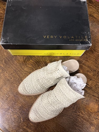 Very Volatile Leather Weave Mules Sz 7 Off White Shoes | eBay