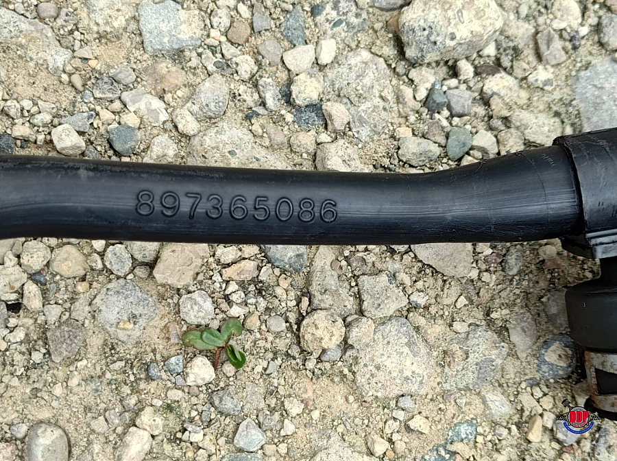 06 - 10 LMM LBZ Chevy GMC Duramax Positive Crankcase Ventilation Pipe ...