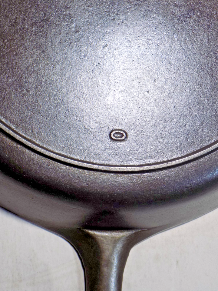 A++ Single Notch Lodge 9.5" Cast Iron Skillet-Raised M.M.-Restored ...