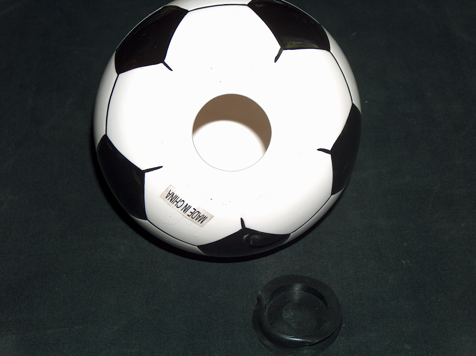 4 1/2" Round Ceramic Futbol Soccer Ball Money Coin Piggy Bank w Plug ...