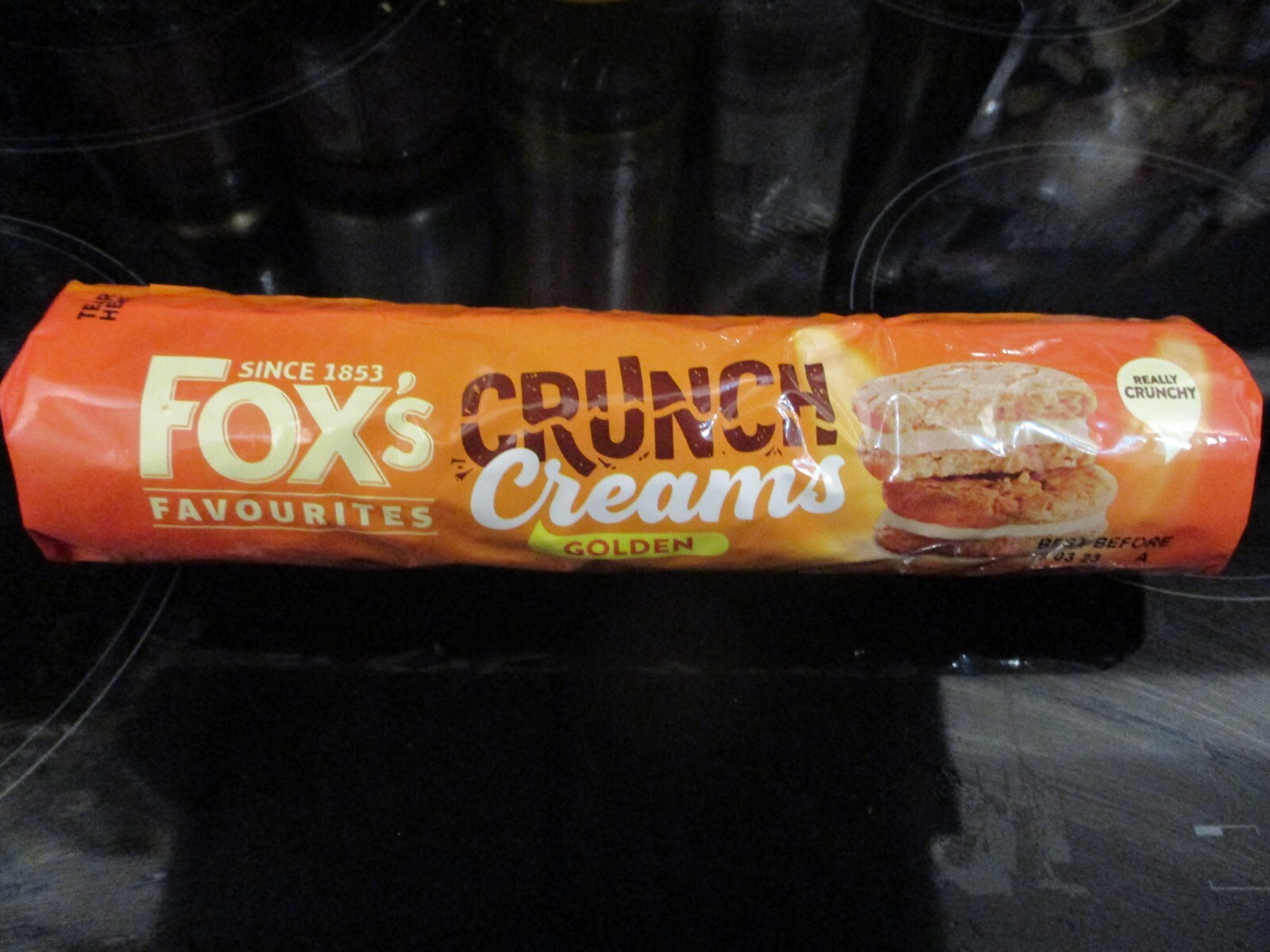 FOX'S GOLDEN CRUNCH CREAM BISCUITS 200G VARIOUS QUANTITIES CHEAP ...