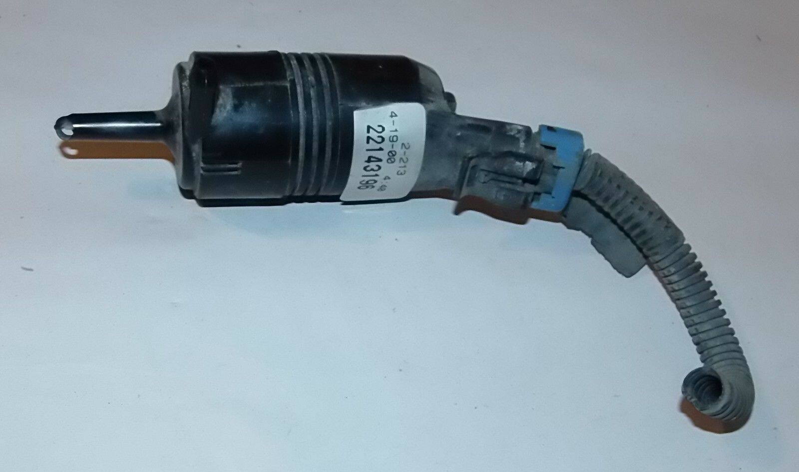 2000 GMC Yukon XL 5.3L 4WD Front Windshield Washer Fluid Pump 22143196 ...