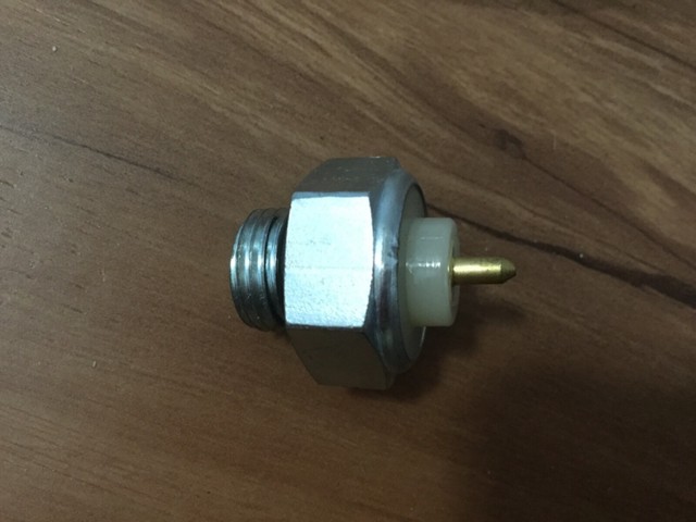 Muncie PTO Indicator Switch Normally Closed Ball (black) Part# 30T38110 ...