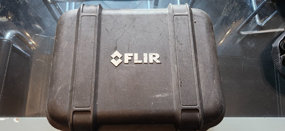 FLIR E5 Camera Model FLIR-E6390 With Case Battery and Charger | eBay