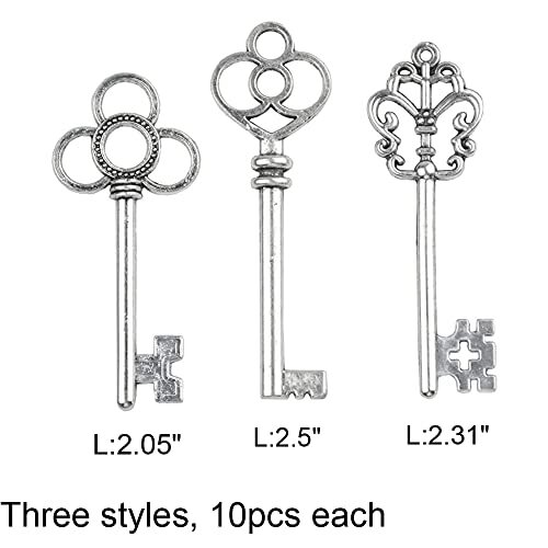 Mixed Set of 30 Large Skeleton Keys in Antique Silver - Set of 30 Keys ...