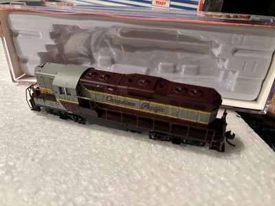 ATLAS # 11002 N SCALE CANADIAN PACIFIC GP 7-PHASE 1 DIESEL LOCO # 8423 ...