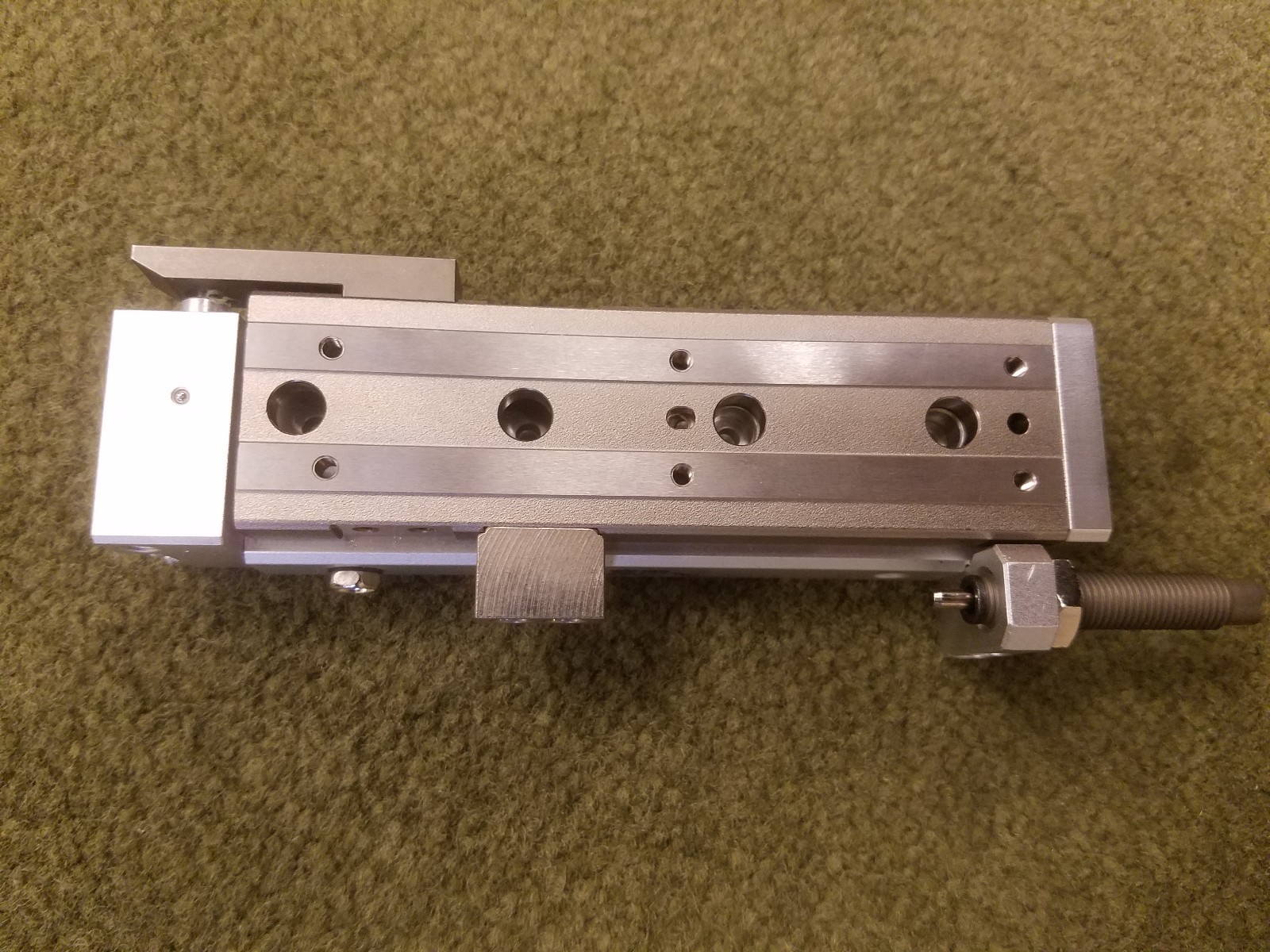 NEW SMC MXQ8-50BSR MINI SLIDE TABLE ACTUATOR 8MM BORE 50MM STROKE | eBay