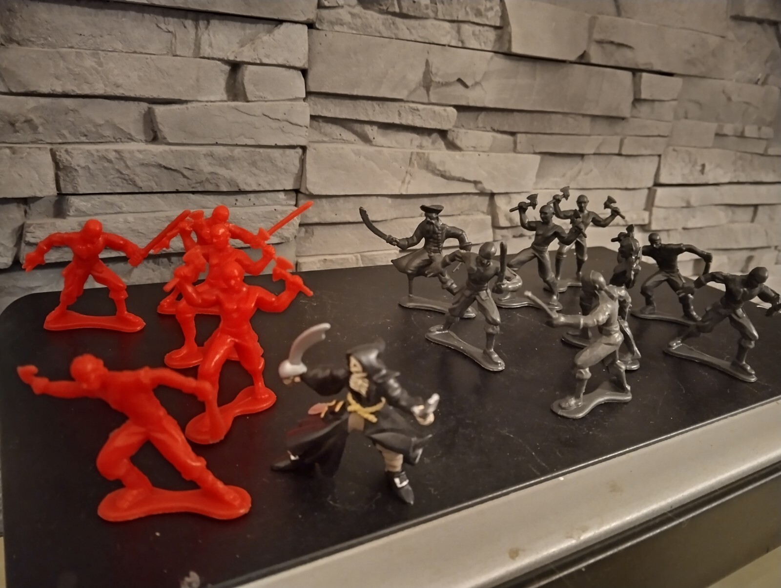 Lot of 14 Pirates Plastic Army Men 2" Inch Bulk Action Figures Toy ...