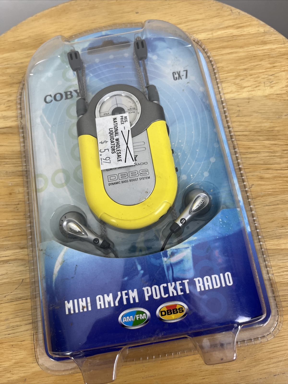 COBY CX-7 Mini AM/FM Pocket Portable Radio W/ Neck Strap Gray Built-in ...