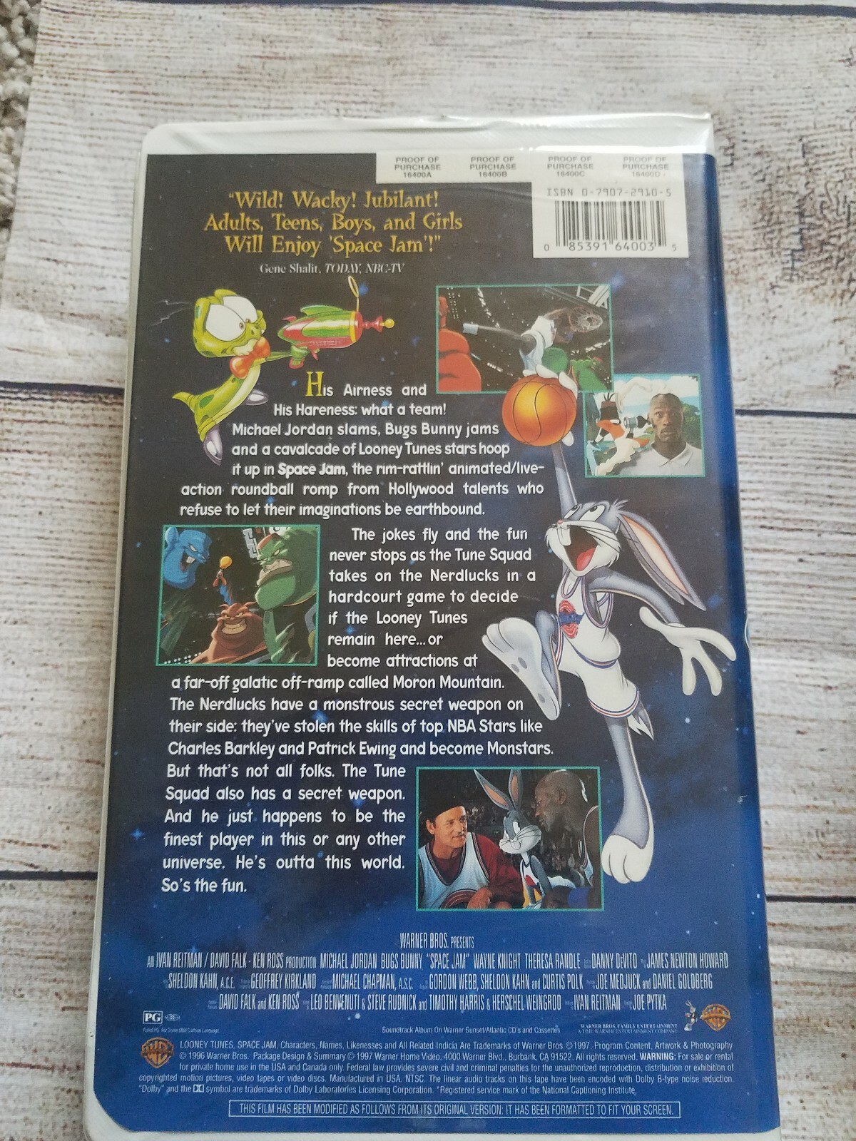 Space Jam (VHS, 1997, Clam Shell) Michael Jordan, Danny DeVito, Wayne ...