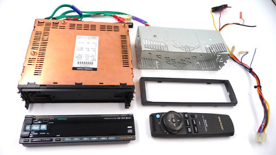 ALPINE CDA-7949 with RUE-4162 remote sleeve trim old school CD-Player ...